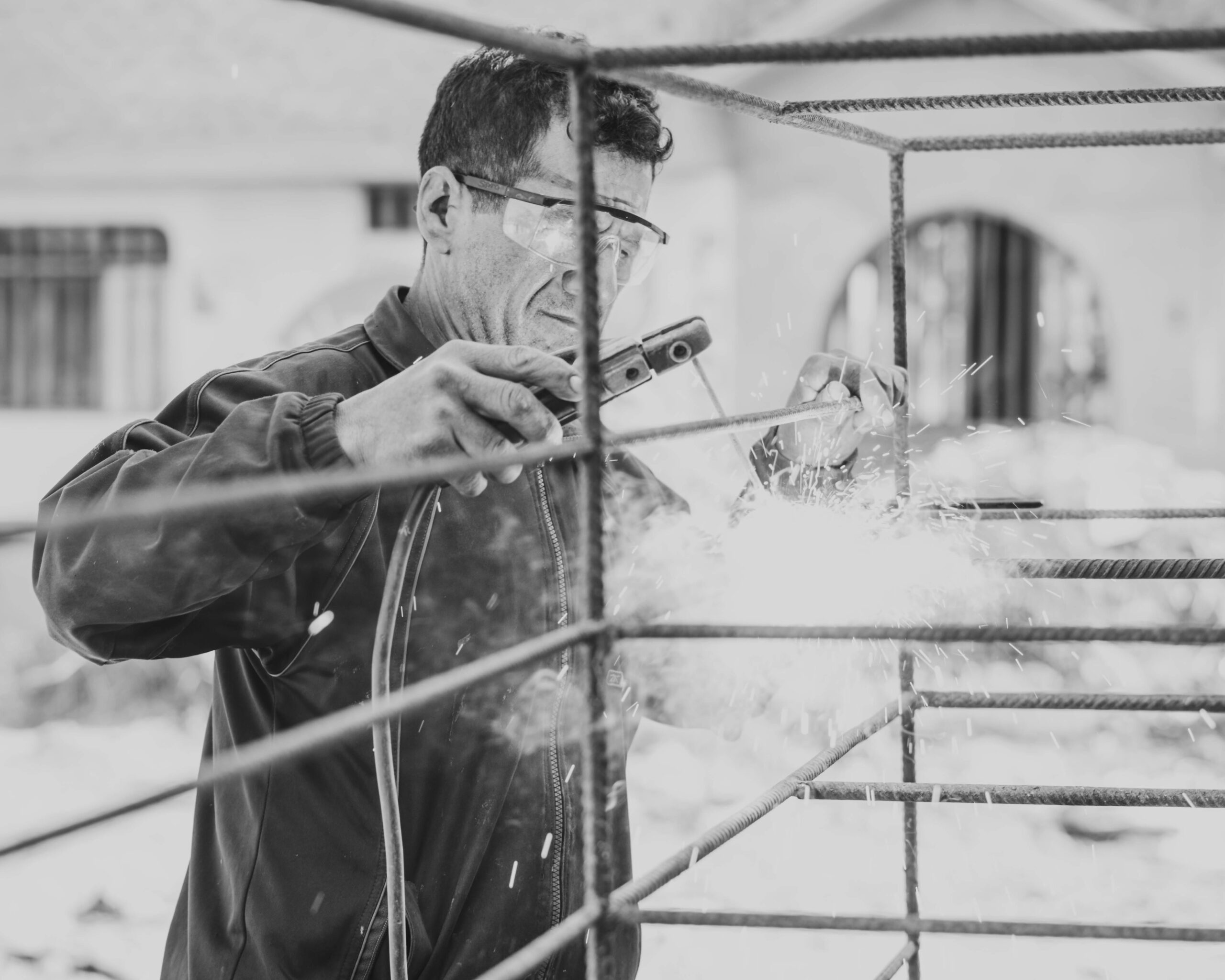 Custom Fabrication: Tailoring Solutions to Specific Needs